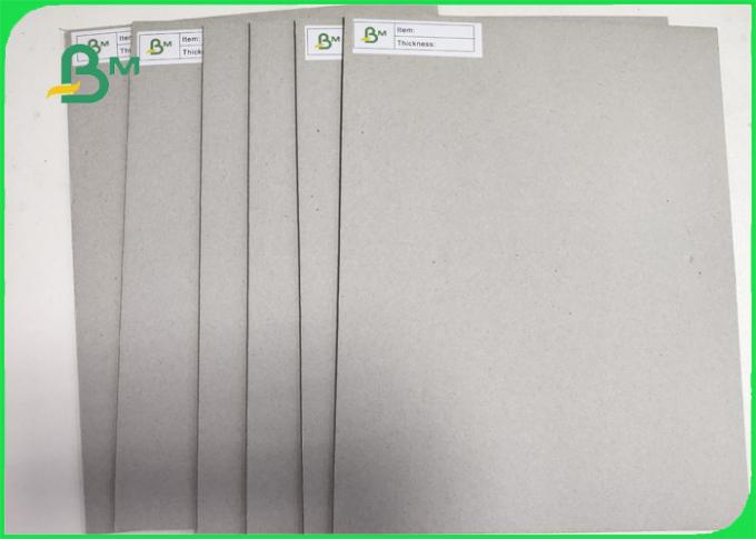 ISO 1MM - 2MM Smoothness Grey Chipboard Thickness Customized 70 * 100CM
