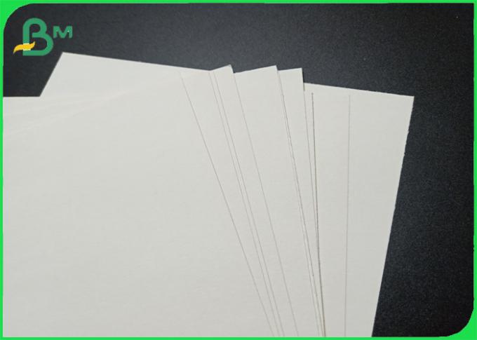 Natural White Uncoated 0.6mm Thickness Water Absorbing Paper Sheets