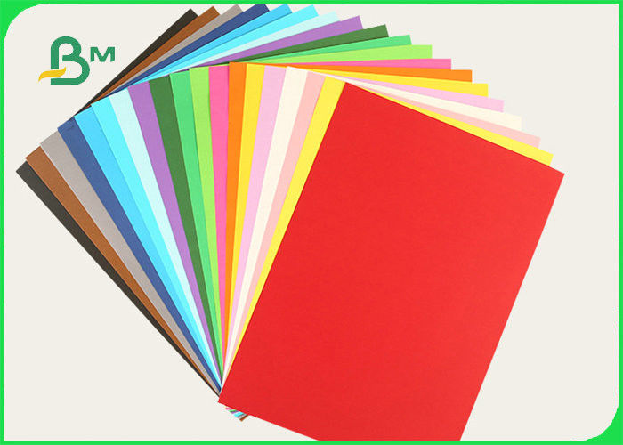 610 x 860mm Uncoated Color Bristol Board For Handicraft 150gsm 180gsm